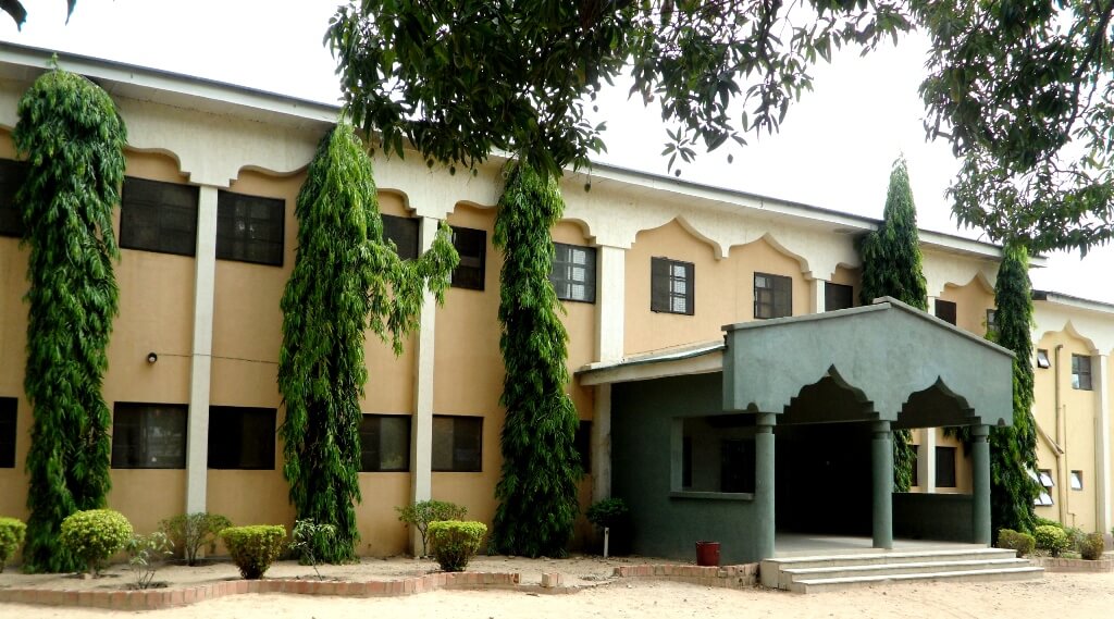 WELCOME: NEW HORIZONS COLLEGE